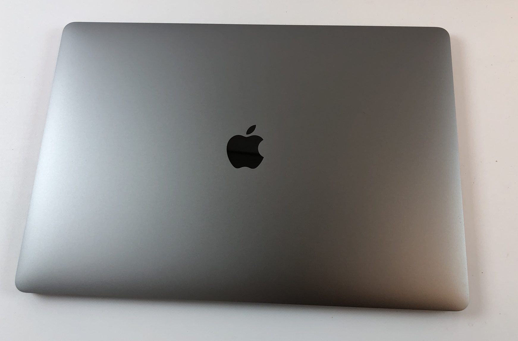 MacBook Pro 15" Touch Bar Intel Quad-Core i7 2.9 GHz / 16 GB RAM / 512 ...